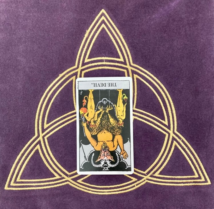 Learning Tarot Card Meanings! - Your Friendly Familiar